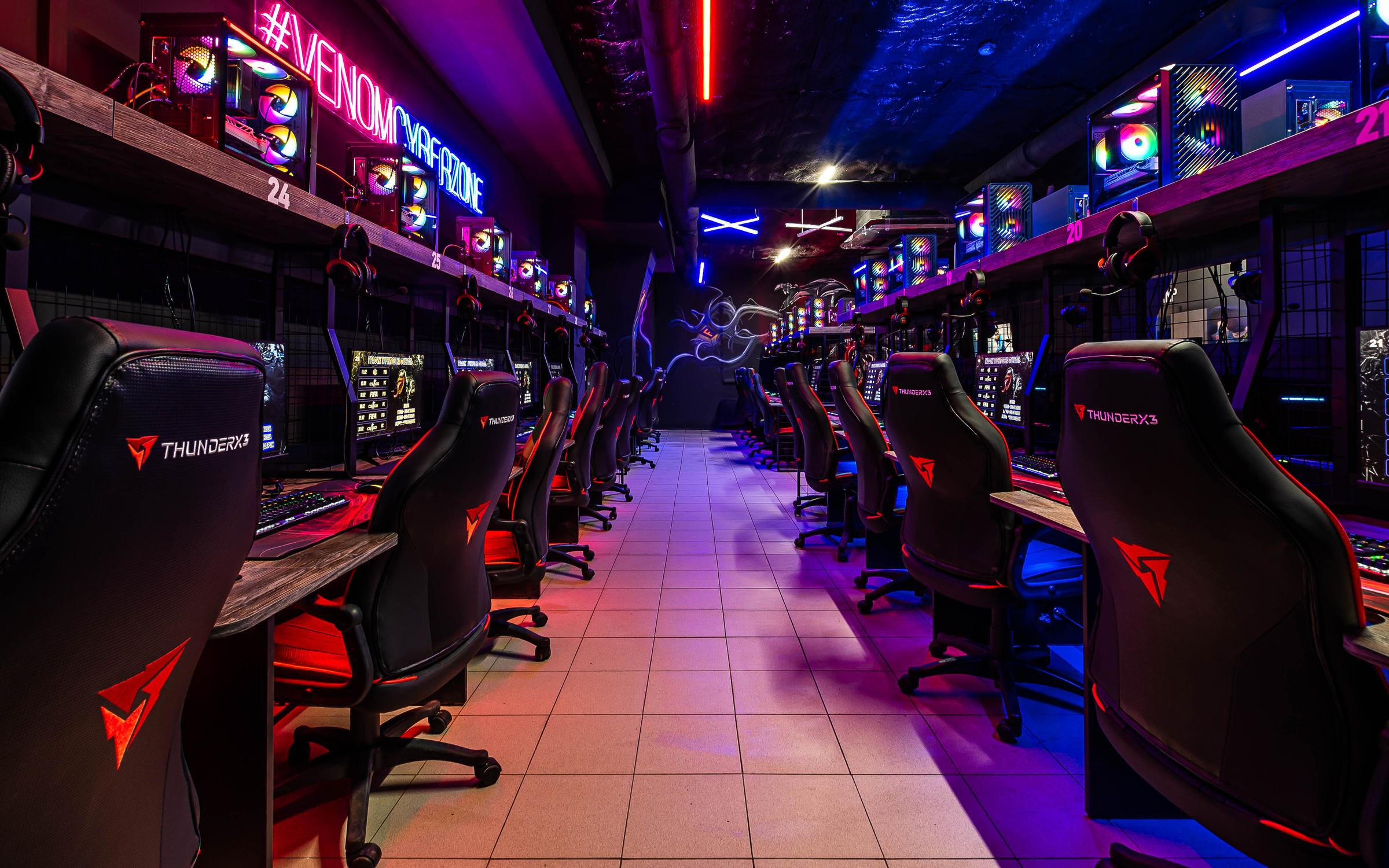 Venom cyber zone, кибер-арена на Лермонтовском проспекте в Москве ...