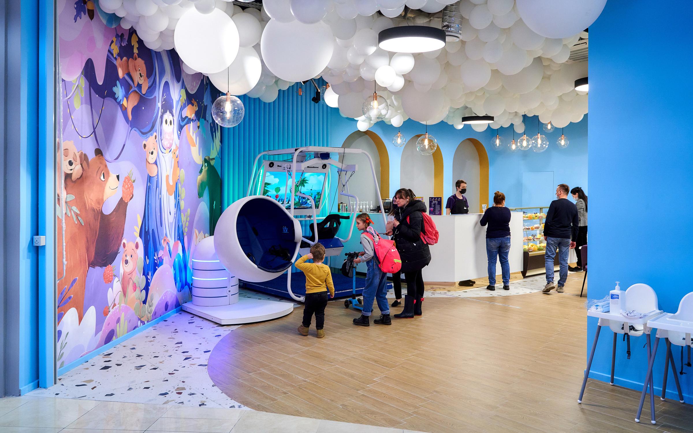 Z'town Cafe, семейное кафе на площади Киевского Вокзала в Москве 🍴 ...